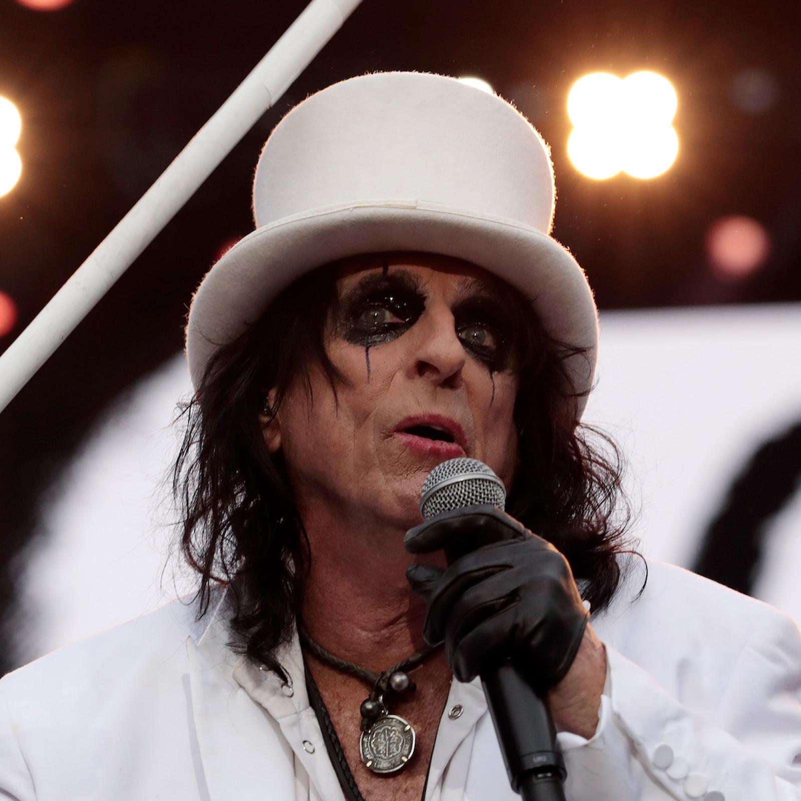 Alice Cooper | Fresh Air Archive: Interviews with Terry Gross